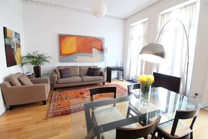 First Floor With Balcony West Kensing 1 Bed Flat - Central London