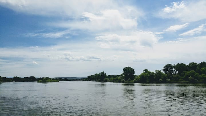 The Missouri River Getaway - 大瀑布城