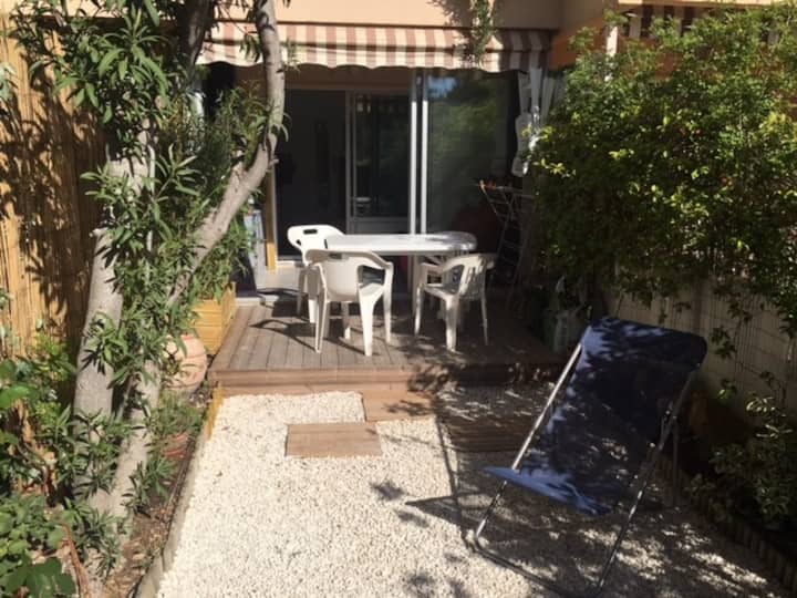 Studio Moderne 4 Couchages + Jardin Près De La Mer - Bandol