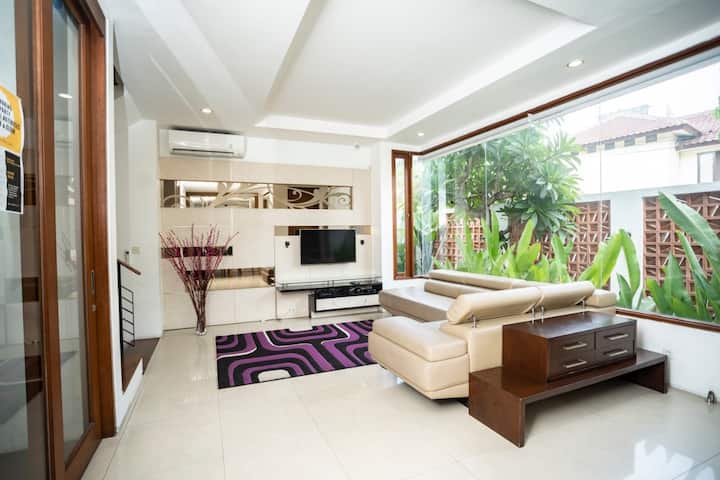Kemuning: Stylish&tranquil Home In Central Jakarta - Jakarta