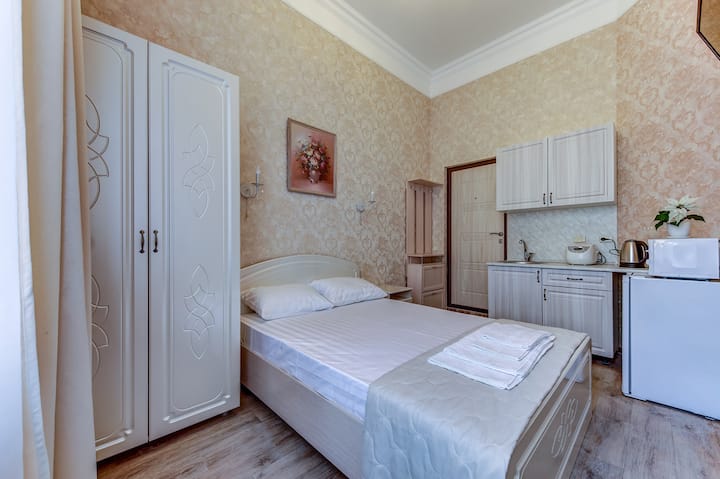 Двухуровневая Романтическая Студия у Невского - Saint Petersburg, Russia