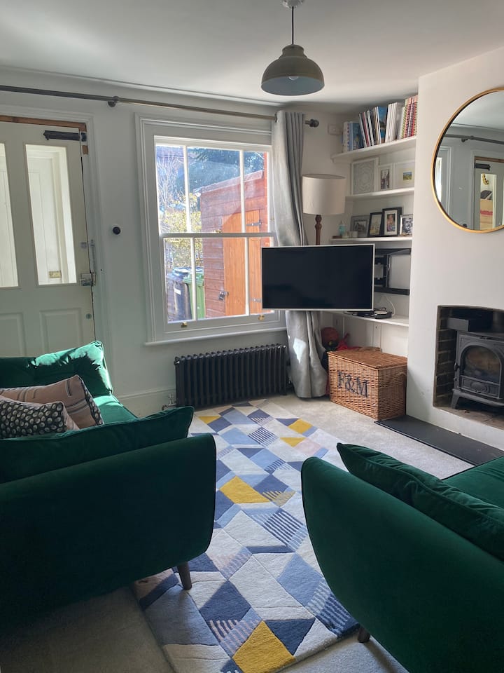 2 Bedroom Cottage In The Surrey Hills - Dorking
