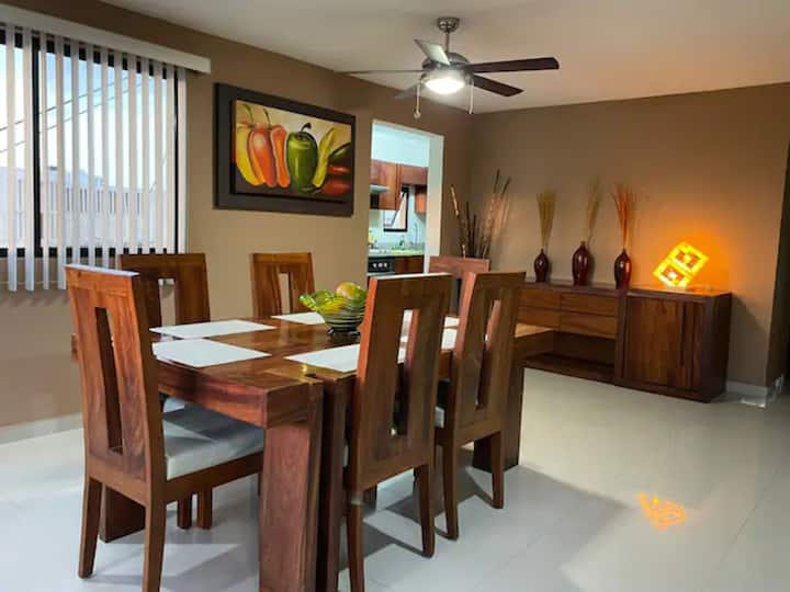 Encantador Depto Comodidad Y Amplitud  3 Recámaras - Mérida, México