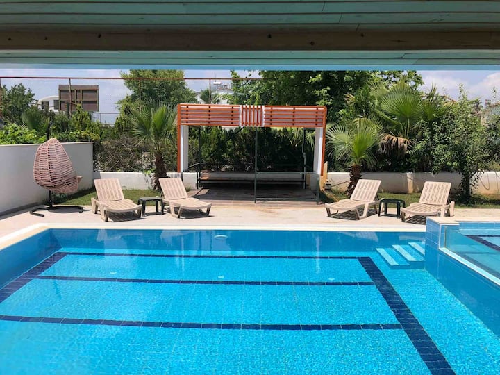 Anfora No 12 ÇOcuk Havuzlu Ebeveyn Banyolu,triplex - Belek