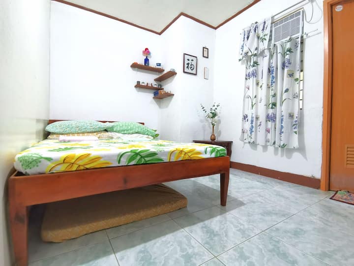 Cozy 1-bedroom Home Near Little Boracay Calatagan - Calatagan