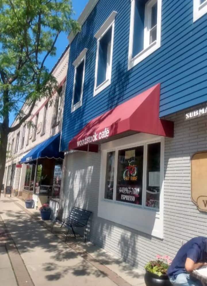 Bohemy Inn Near Beach - Vermilion, OH