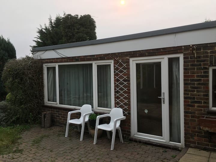 Self-contained Annex With Secluded Garden Private - Reading