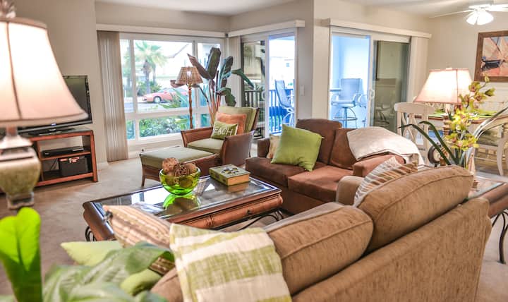 1 Block To Beach, Newly Remodeled 2 Bed, 2 Bath - Oceanside, Californie