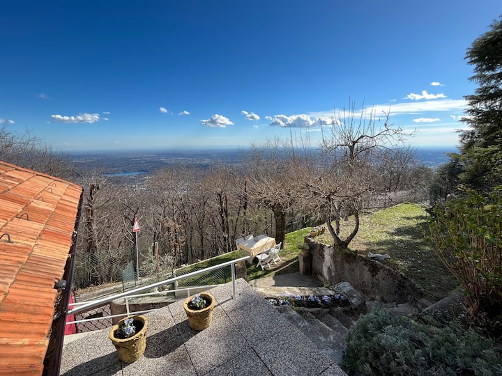 Nano Wine Guest House, Brunate, Como Lake - Como