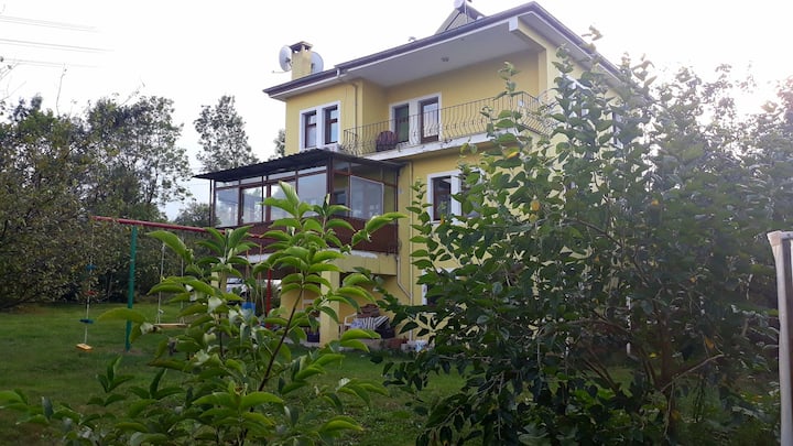 Sessiz Ve ŞEhire Yakin Kir Evi. - Trabzon