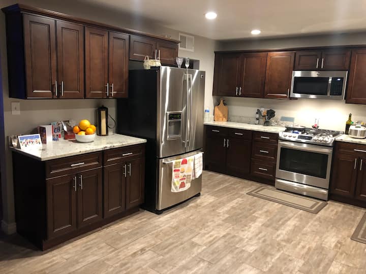 Gorgeous 2 Bedroom And 2 Bath Home, Peace& Quiet - Tucson, AZ