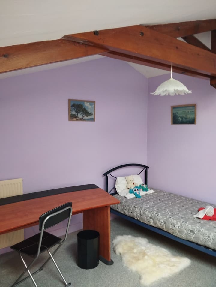 Chambre Meublée Chez Habitant - Cholet