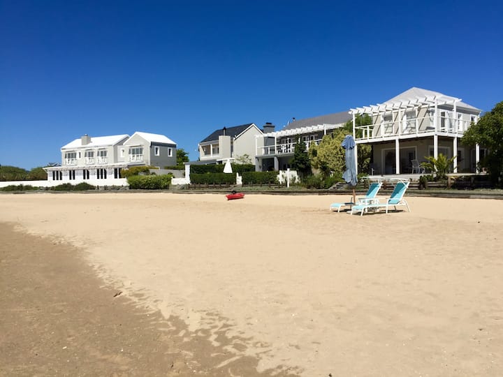 Thesen Island Main Beach - Knysna