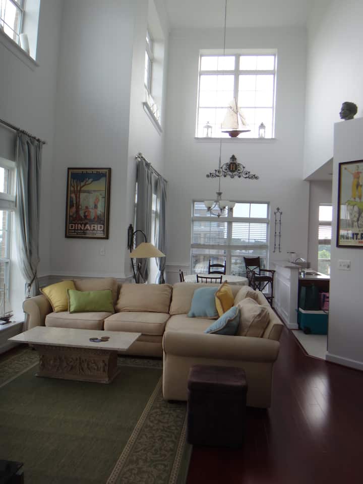 Waterfront Potomac - Penthouse - Woodbridge, VA