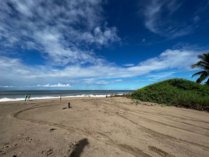 Campsite On Virgin Beach North Of Las Varas - Playa Platanitos