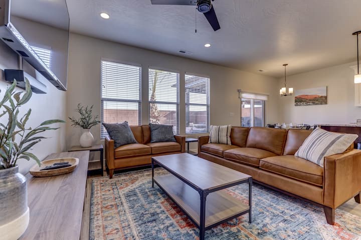 Private Hot Tub, Nintendo Switch, Ev Charger, Pool - St. George, USA