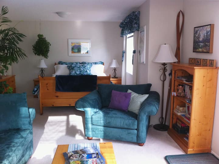 A Heaven In The Avens Suite, Canmore & Banff Area - Canmore
