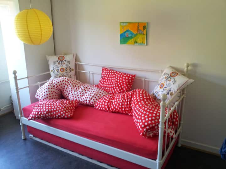 2 Zimmer In Schöner 3 Wg Für 1,2,3 Oder 4 Personen - Basel