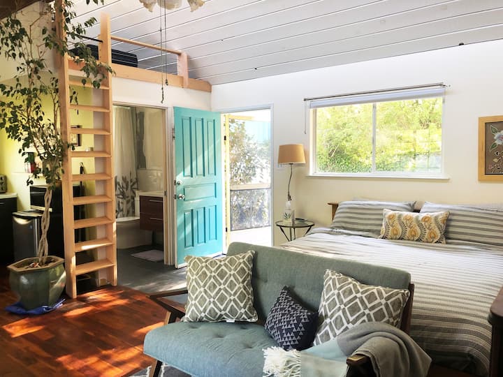 Modern Coastal Studio W/ Loft - Capitola, CA