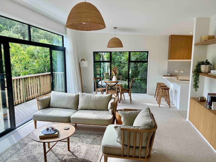 The Treetop Retreat - Wellington