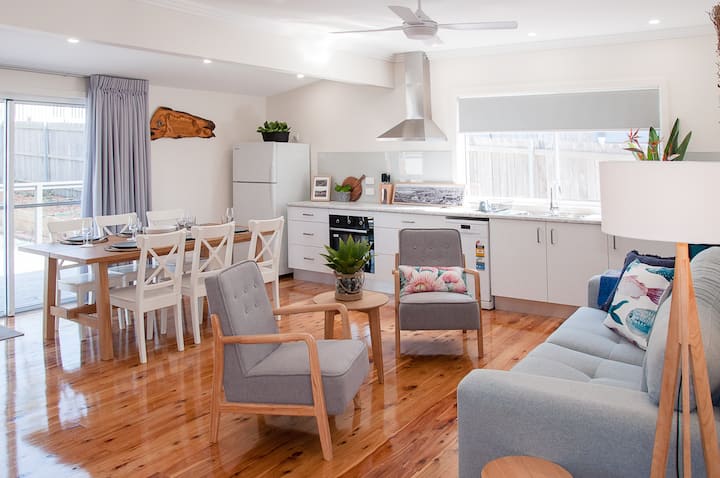 Lions Cottage - Welcoming Home In Central Kiama - Jamberoo