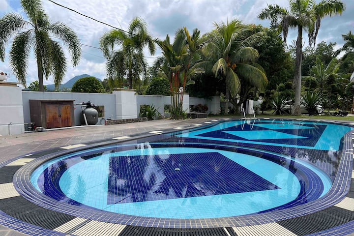 1001 Nights Garden Villa + Swimmingpool Tangkak - Tangkak