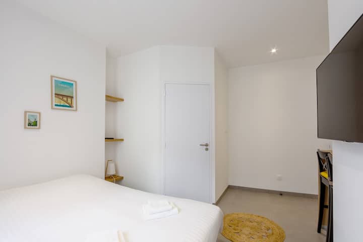 La Chambre Liberté 3 : Sdb Privative, Tv, Beau Confort, Hypercentre - Brest
