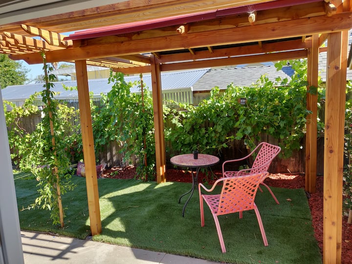 Napa Garden Suite:4 Remote Professional - Livermore, CA