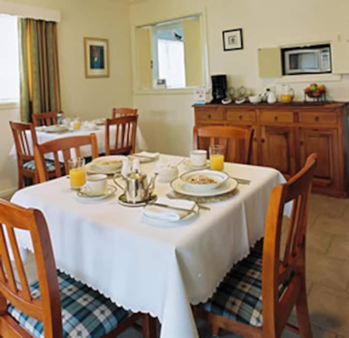 Leloma 1  -  B & B Private Entrance - Orange