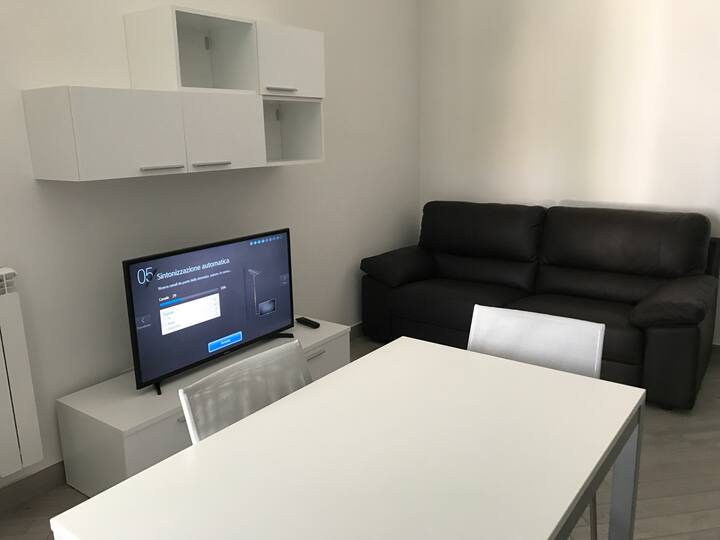 Senago Smart Living | Accogliente 1 Camera + Park - Saronno