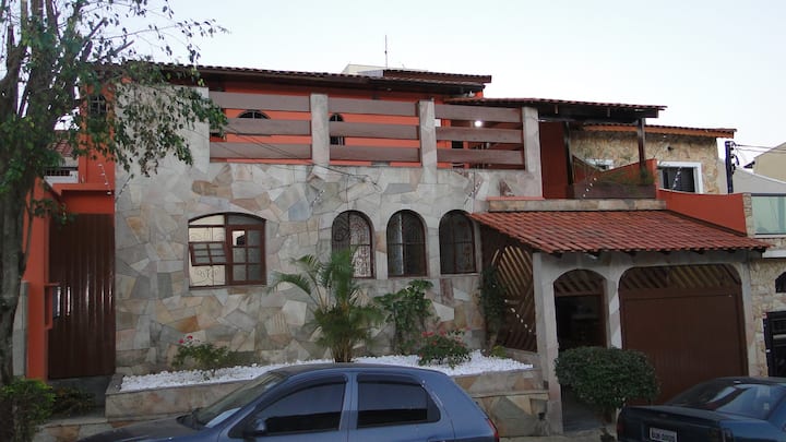 Quarto Individual - Bairro Anchieta - Sbc - Santo André