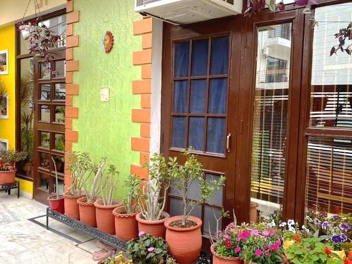 Independent Luxury 2bhk With Kitchen - Sector 44 - Chandigarh