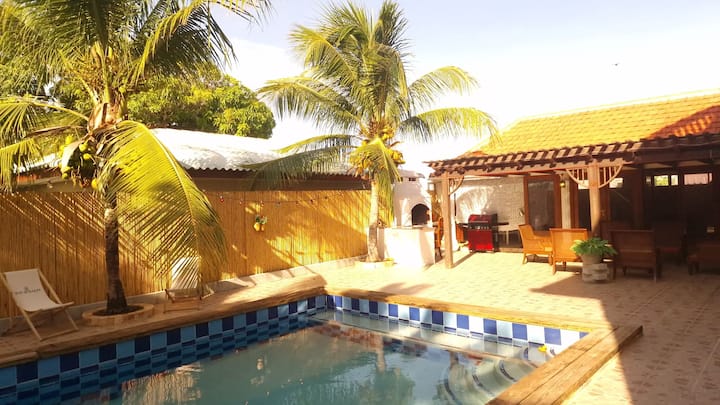 Tropical Comfort: Your Curaçao Retreat Awaits - Curaçao