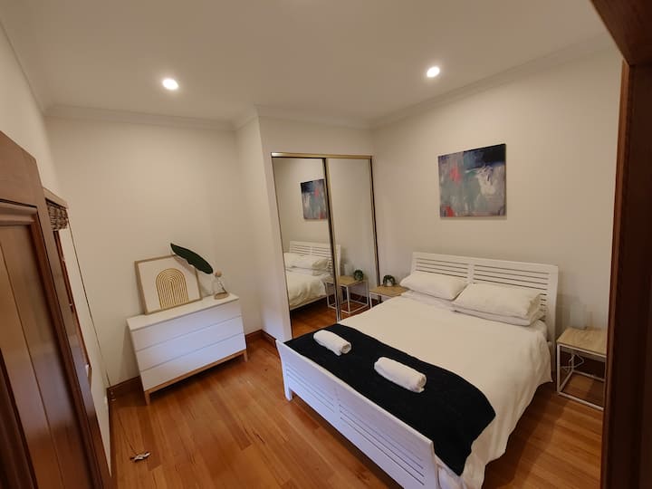 City Fringe Guest House, Ideally Located - Unley