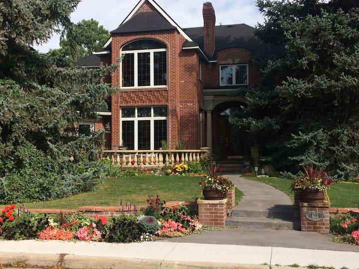 Frontier Days Gem 4 In Spacious Home By Park - Cheyenne, WY