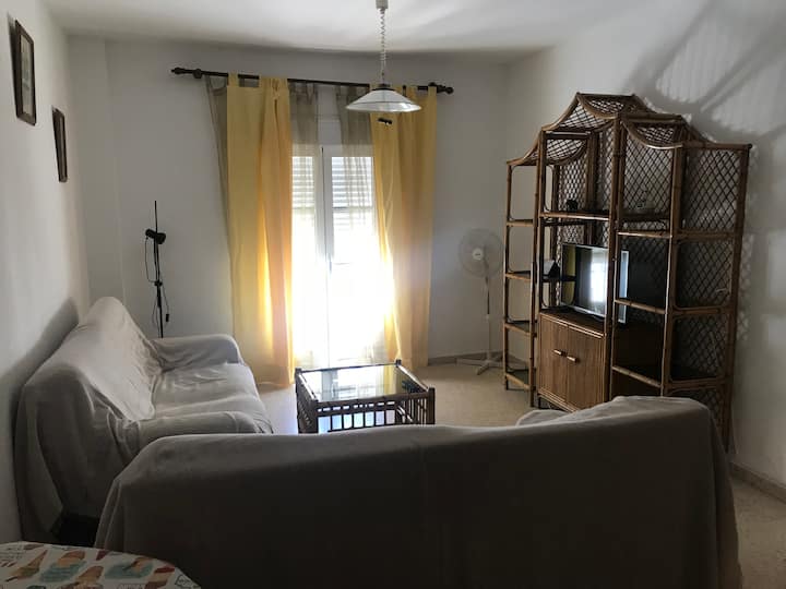 Junto Playa La Caleta - Rota