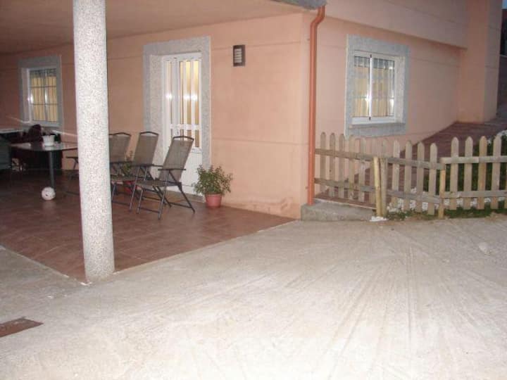 Bajo Vivienda Larga Estancia - Cabanas