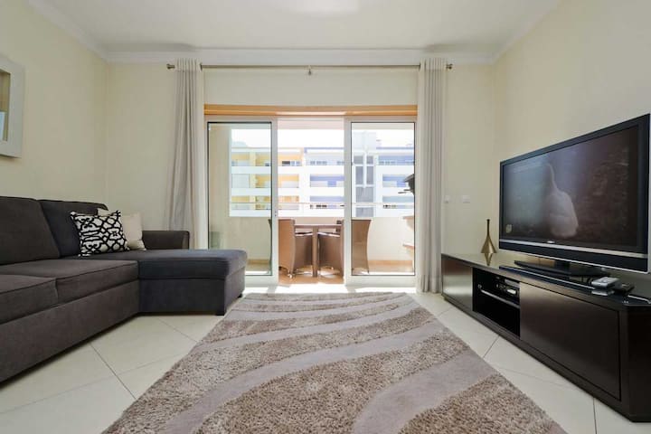 Beautiful 2 Bed Apt With Pool Near Praia Da Rocha - Portimão