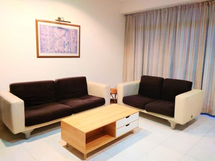Spacious And Private 3bedrm East Coast Apartment - Serangoon