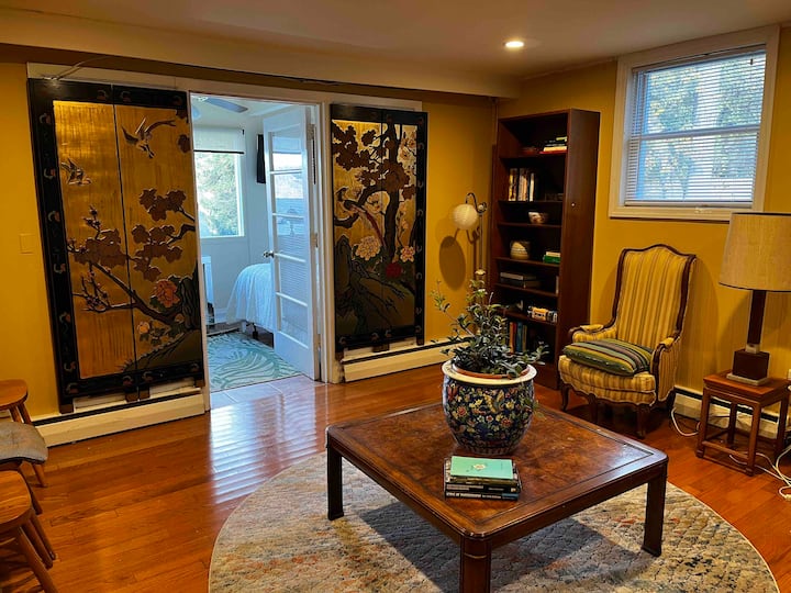 The Antique Room - Dobbs Ferry, NY