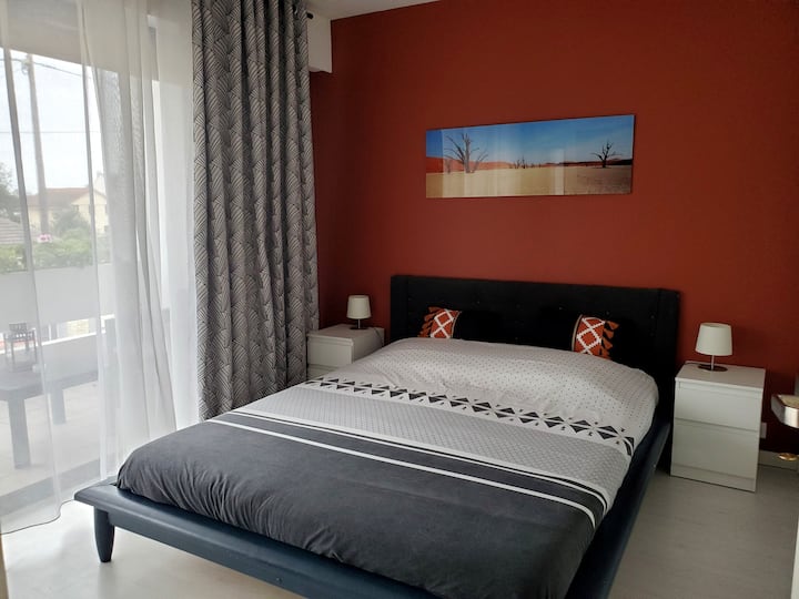 Chambre Avec Terrasse - à 7 Min D'orly - Paray-Vieille-Poste