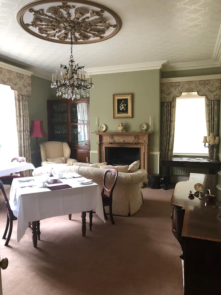 The Green Room At Churchdown House - Bridgnorth