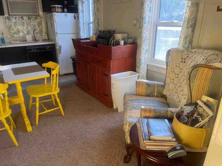 Holly's Haven In The Heart Of Amish Country - Strasburg, PA