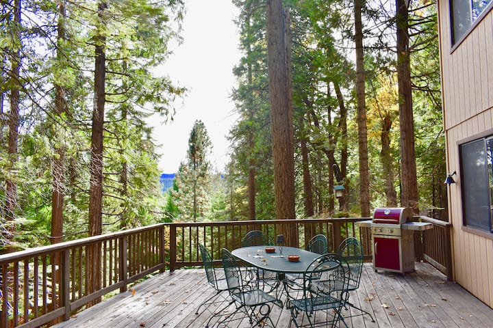 Dorrington Dream Nearby Ski, Lake & Wineries - Arnold, CA