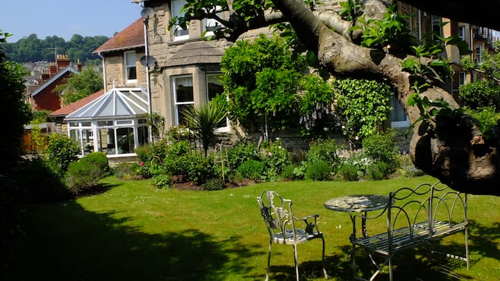 Greenways Four Poster Deluxe - Bath
