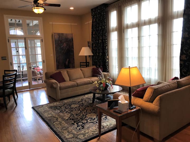Private Helen Room With View Of The River - Harrisburg, PA