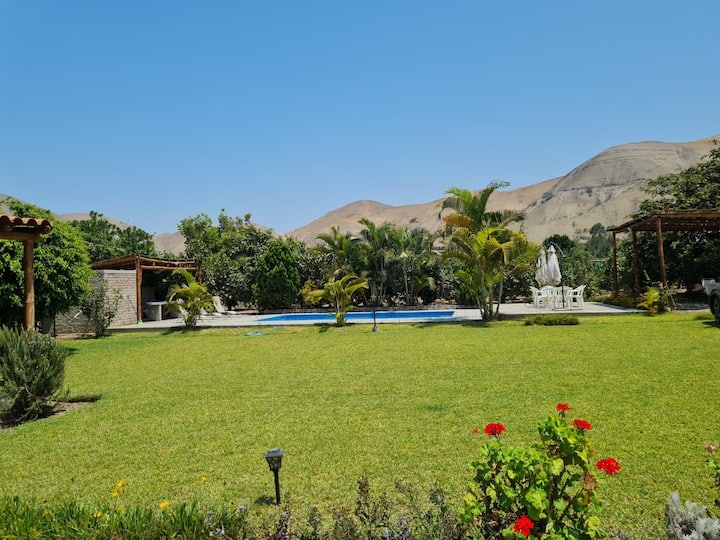 Acogedora Casa De Campo Con Piscina - 秘魯