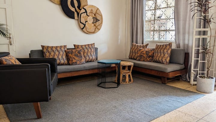 Sunny, Lovely And Charming Home - Kampala