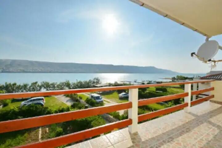 Apartman Seendy(4+1) - Karlobag