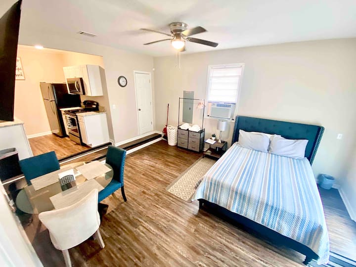 ★Private & Comfy Suite Guest + Private Entrance. - North Charleston, SC